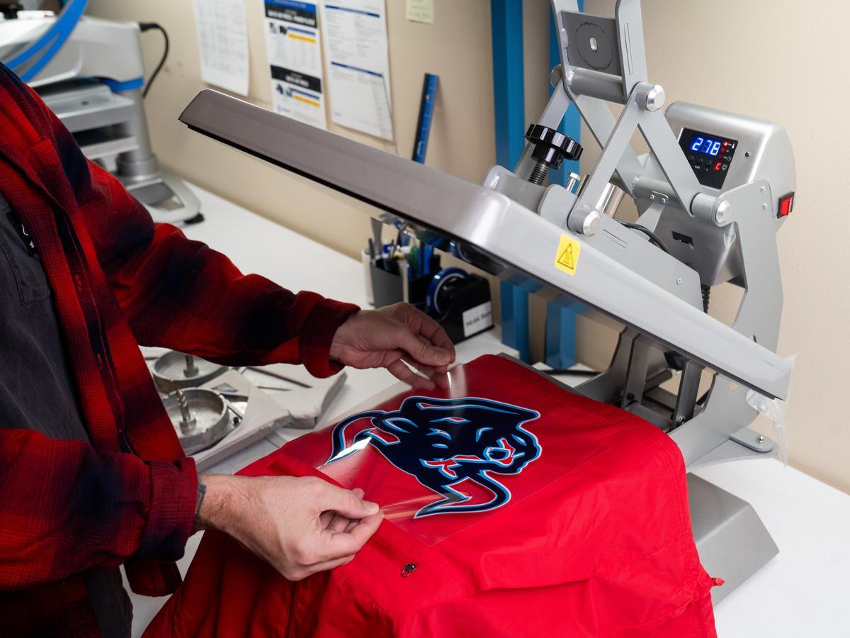 Heat Press Buying Guide - STAHLS' Blog